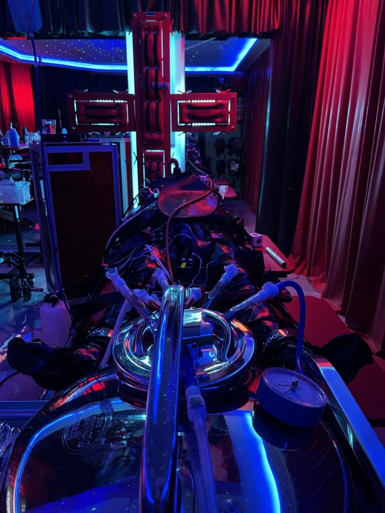 Total Enclosure Rubbers Finest - dominastudio-berlin.com